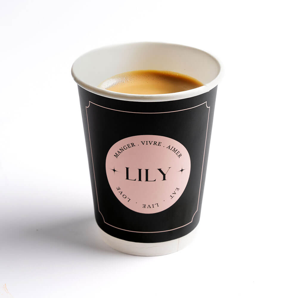 Espresso chaud fort et savoureux | Lily – Lily - Manger Vivre Aimer